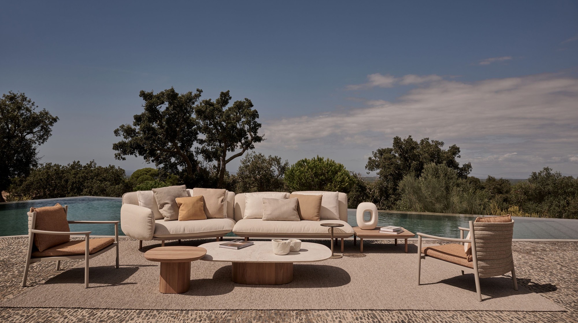 Outdoor Low Tables – Elegant Coffee and Side Tables for Patios - Tribù