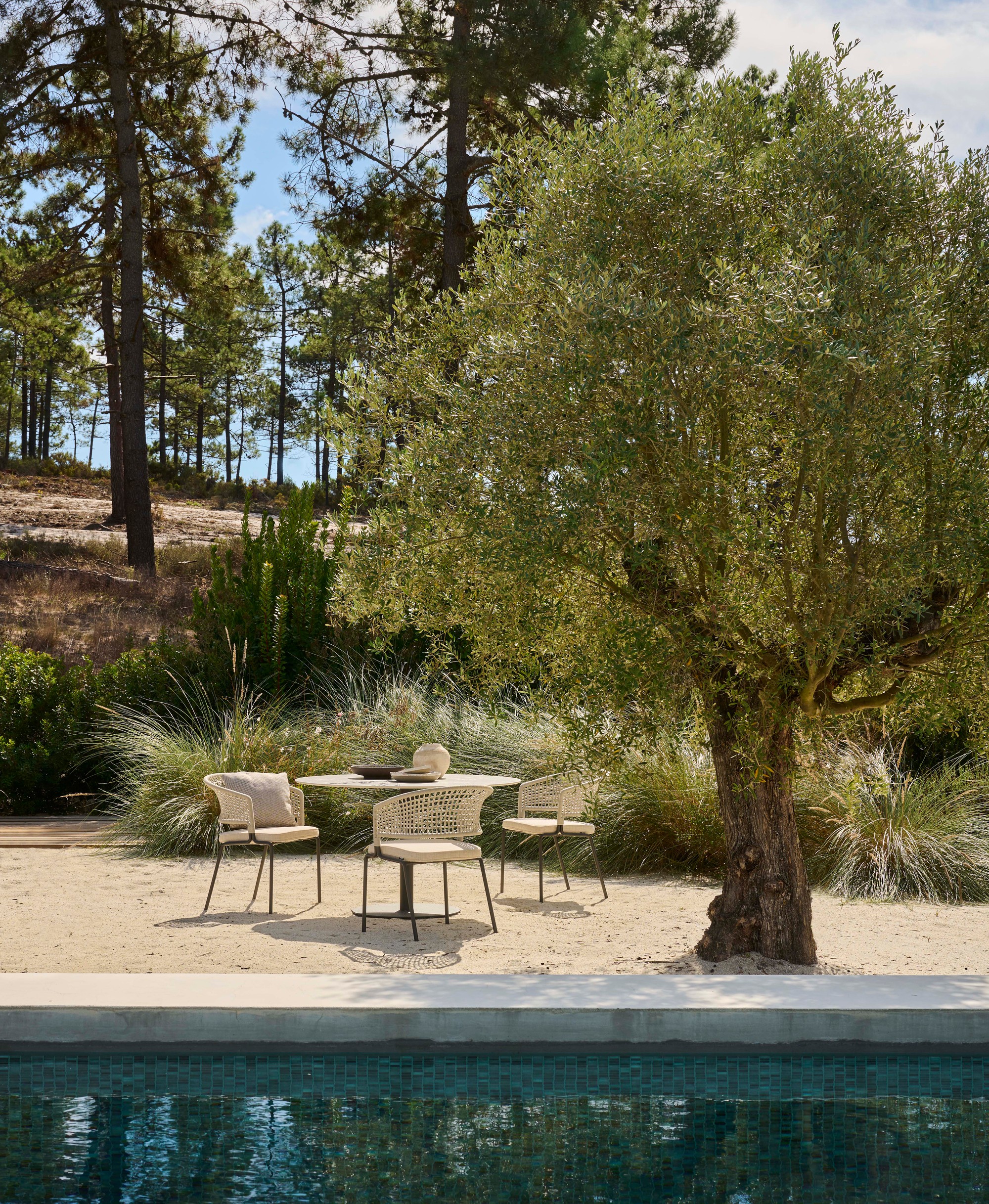 TRIBÙ | T-table dining table