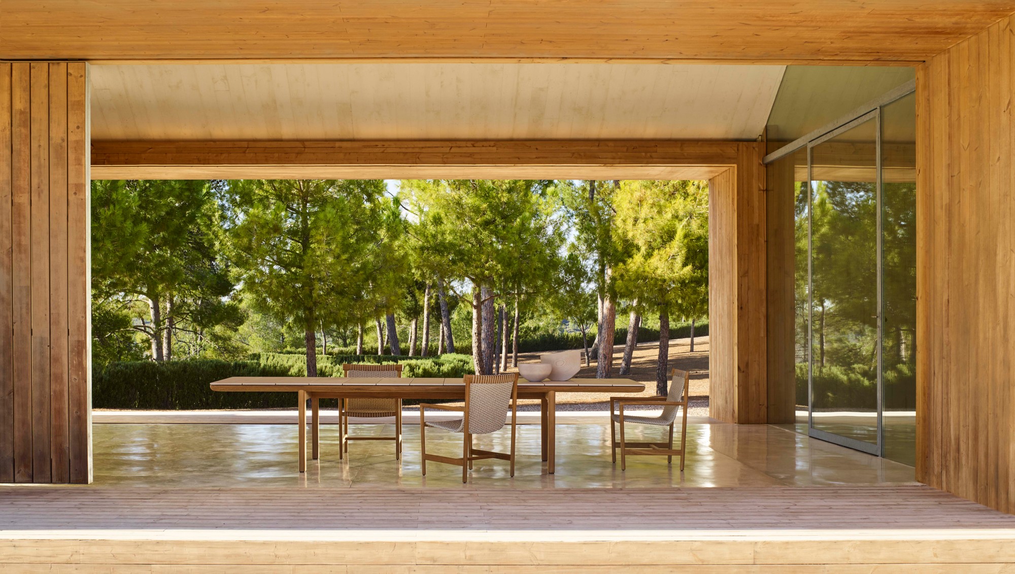Tribù | Amanu | Comfortable and Stylish Armchair