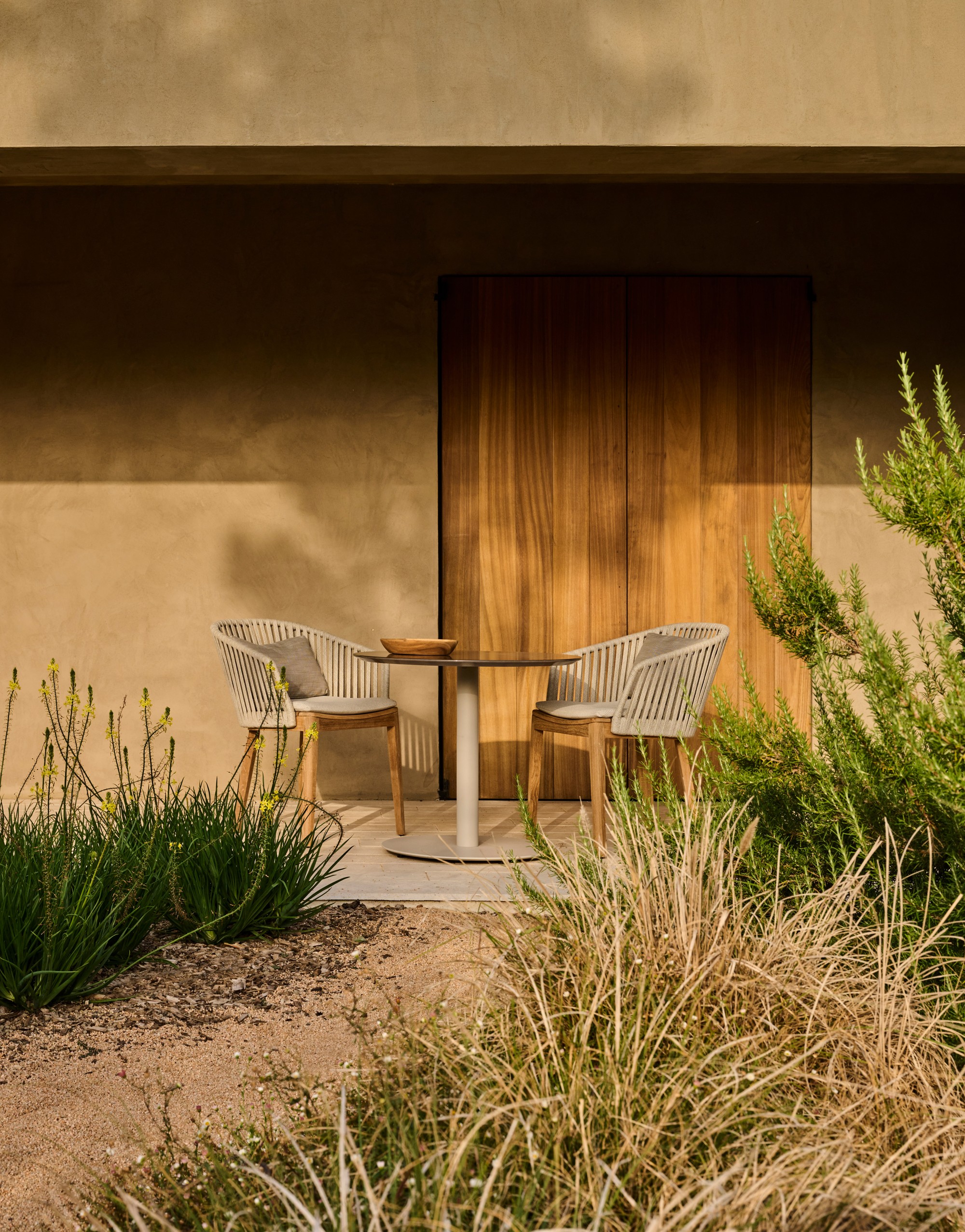 TRIBÙ | Mood collection: harmonious craftsmanship: teak and handwoven ...