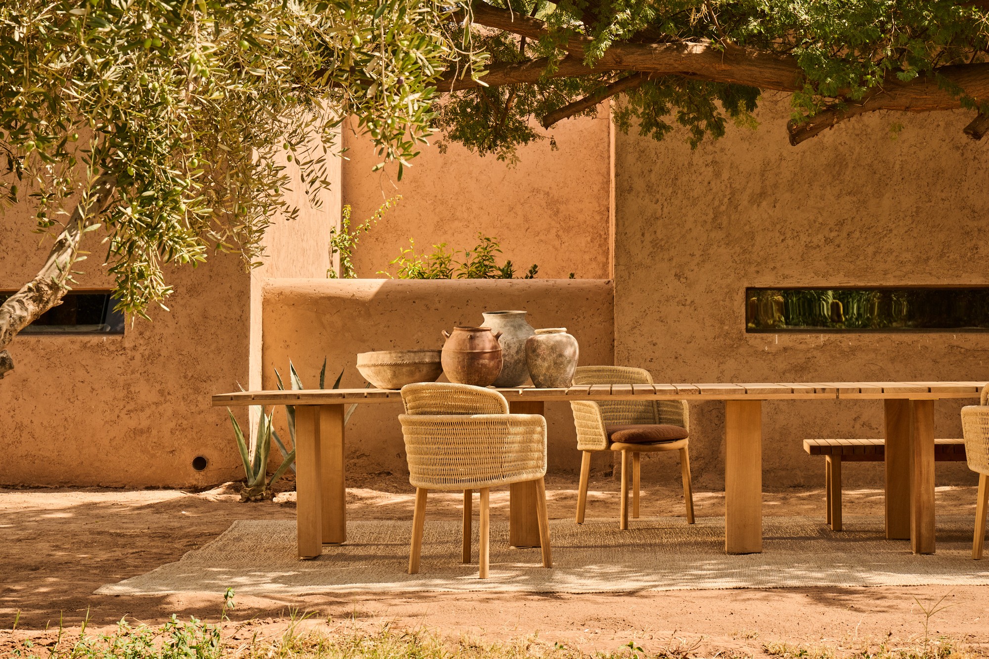 Tribù Suro Table - Dynamic Teak Wood Dining Table in Multiple Sizes